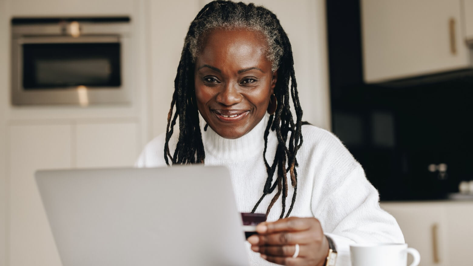 Tips to Donate to Charity Safely Online | SoFi