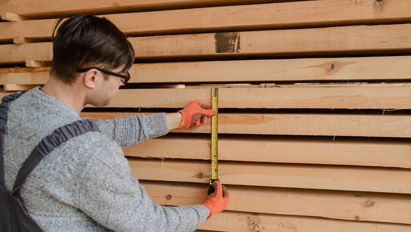 Building a Houseboat: Step-By-Step Guide | SoFi