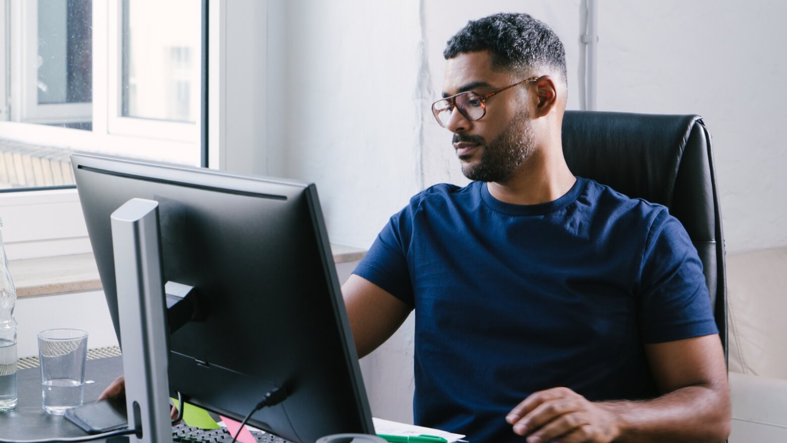 What Is Hedging & How Does It Work? Strategies & Examples | SoFi