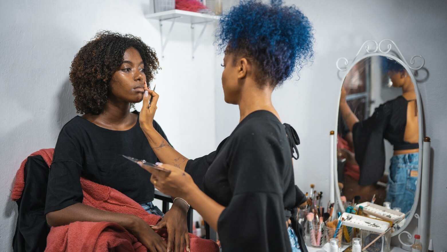 25 Good-Paying Jobs Without a College Degree in 2026 | SoFi