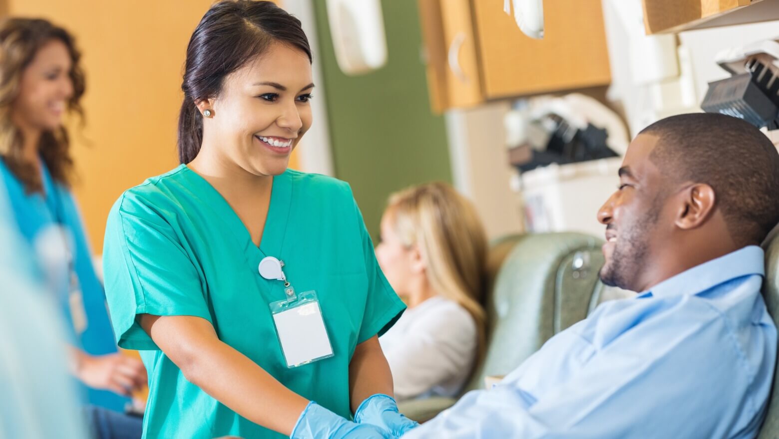 How Much Does a Phlebotomist Make a Year on Average | SoFi