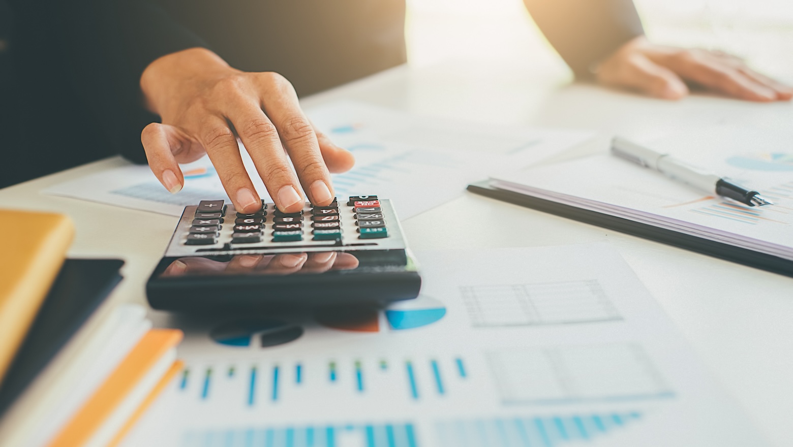 What Is Accounts Receivable Financing? | SoFi
